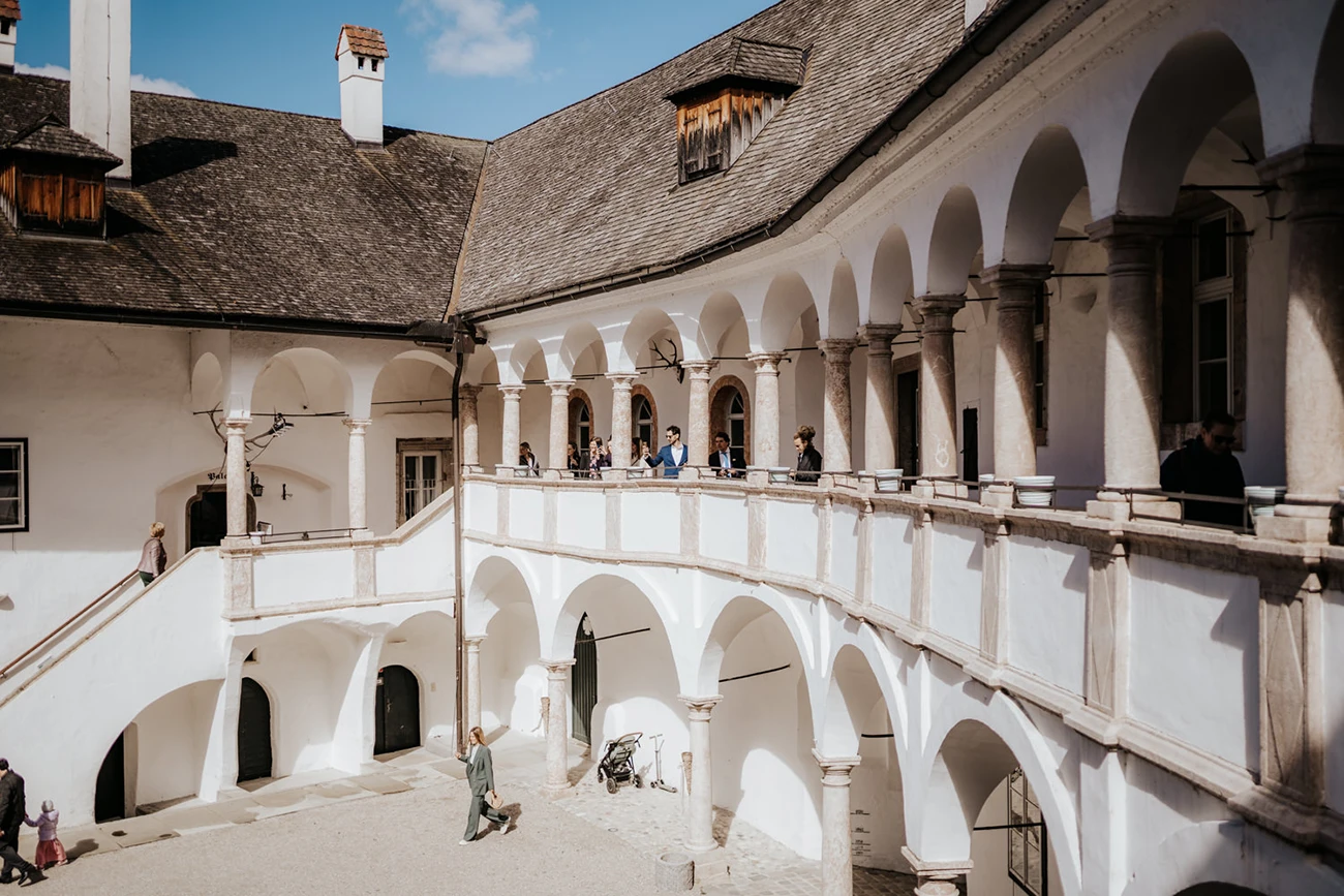 Hochzeit im Schloss Orth - Kosia Photography